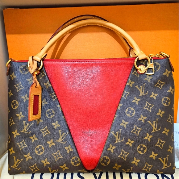 Louis Vuitton | Bags | Louis Vuitton V Tote | Poshmark